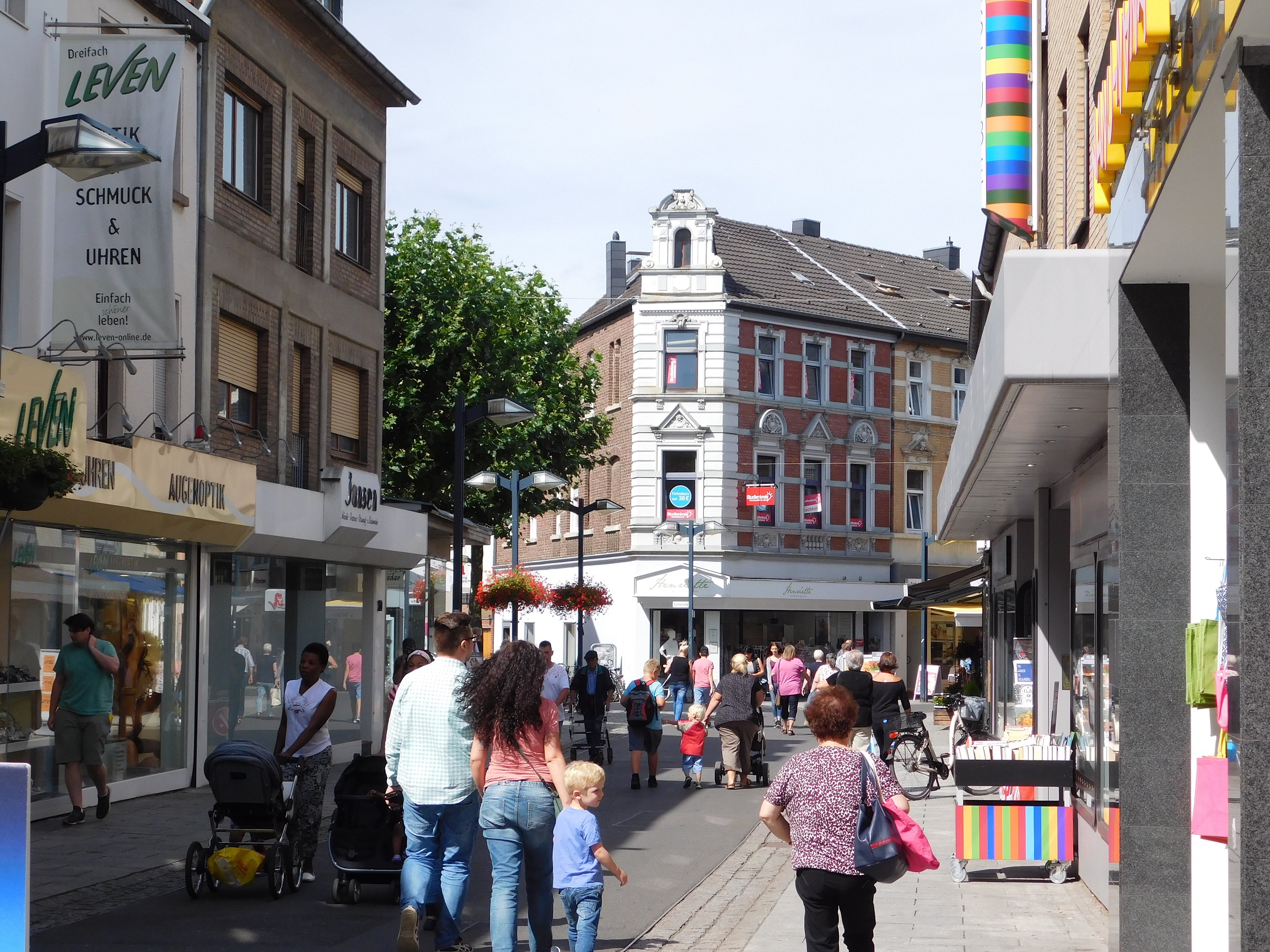 Grevenbroich (Galerie) - Galerie - Architekturforum Architectura Pro Homine