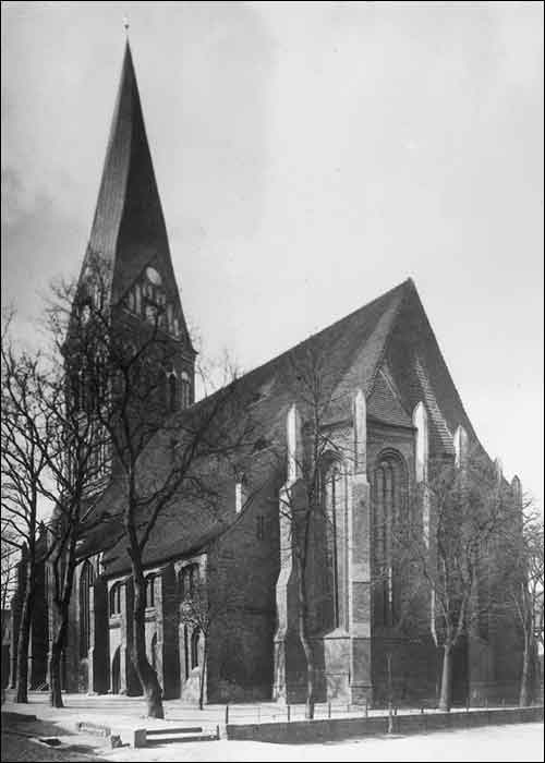 Anklam - historische Fotos der Nikolaikirche, Marienkirche und der ...